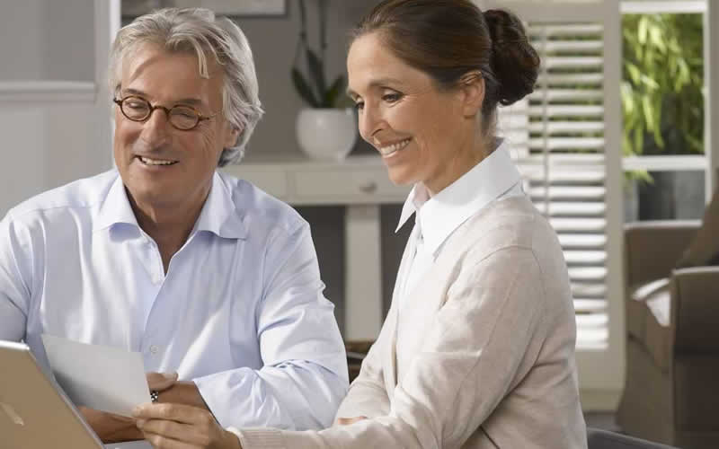 Stairlift rental costs, stair lifts to hire for short or long term use.